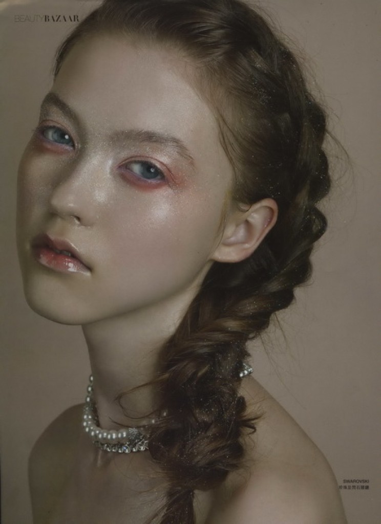 Petra Zaťková – Harper´s Bazaar – Hakka Yip - Elite Model Look