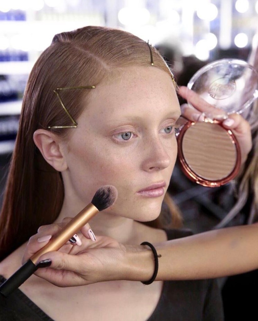 #miprimerfashionweek Amanda Denis - Elite Model Look